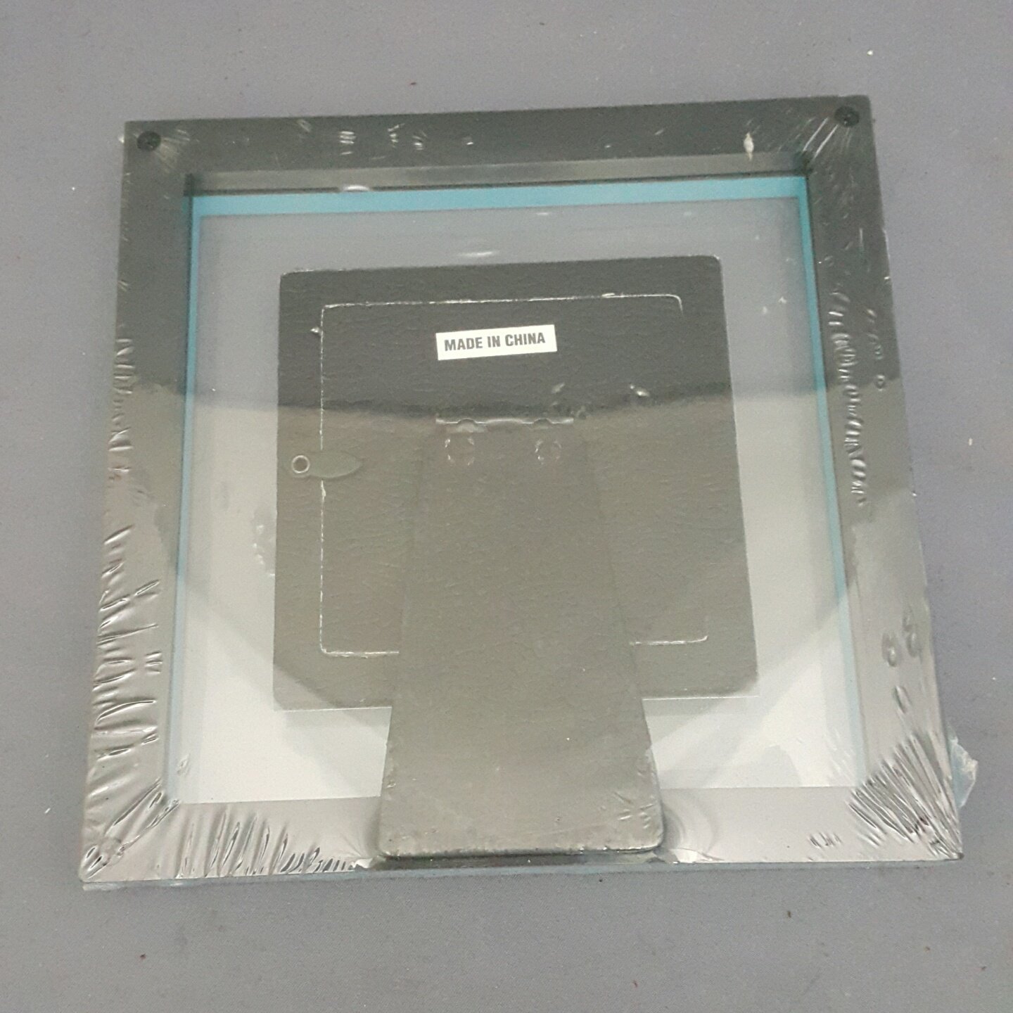 Floating 3x3 Picture Frame | Photo Frames | Apex Imports